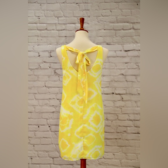 Eight Sixty | Dresses | Eight Sixty Yellow Shift Dress With Back Sash ...